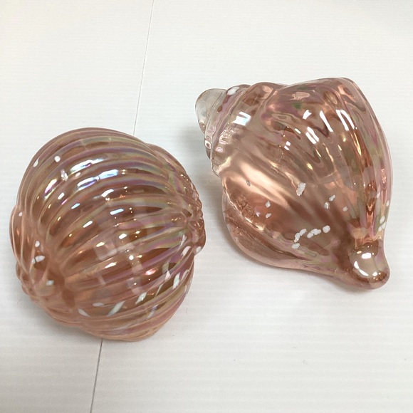 Art | Vtg Pink Iridescent Conch Shells Seashells Art Blown Glass ...